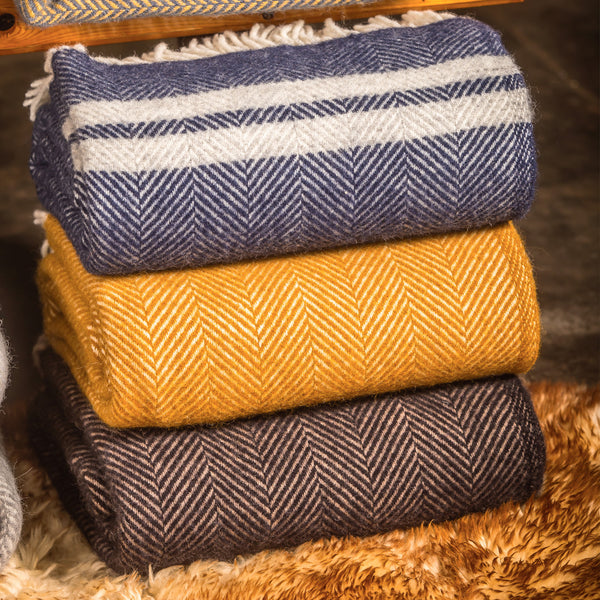 Throw Rug Herringbone - Vintage – Farmgate and Twine